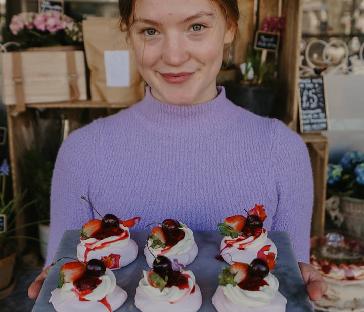 White Rabbit Teahouse - Vintage Styled Teahouses in Nottingham City Center