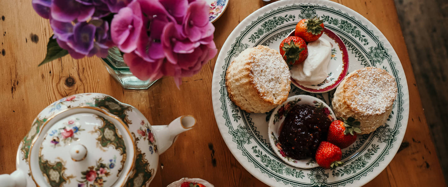 White Rabbit Teahouse - Vintage Styled Teahouses in Nottingham City Center